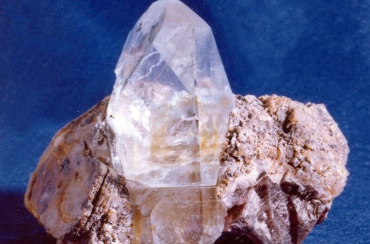 Topaas, een edelsteen die helpt bij een slecht humeur ⋆ Husl